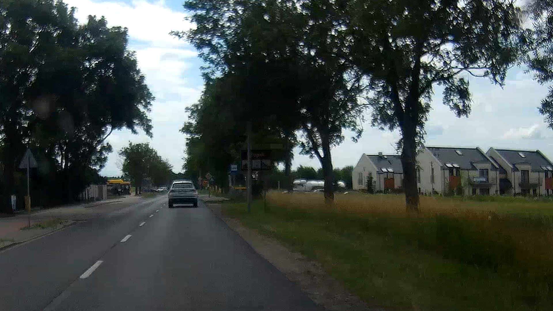 Łączenie Redzikowa z Jezierzycami